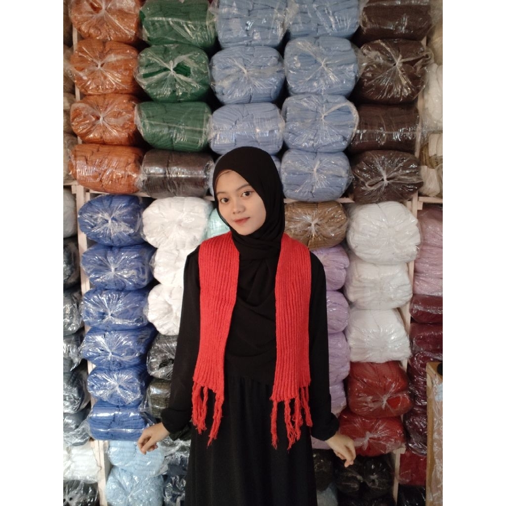 Jual SYAL Rajut Bahan lembut hangat di pakai | Shopee Indonesia