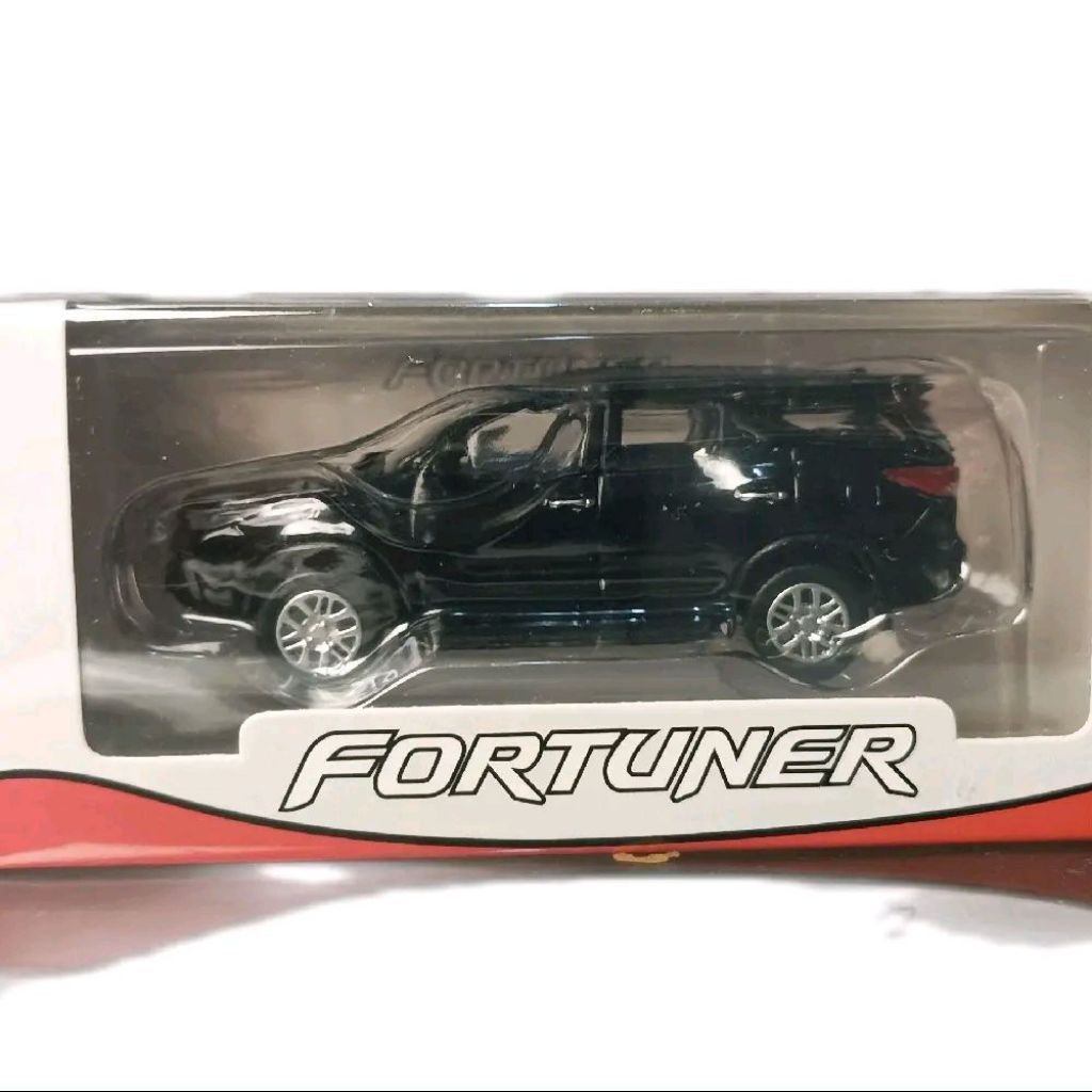 Jual BMW. TOYOTA FORTUNER VRZ. BLACK (UNSEALED) | Shopee Indonesia