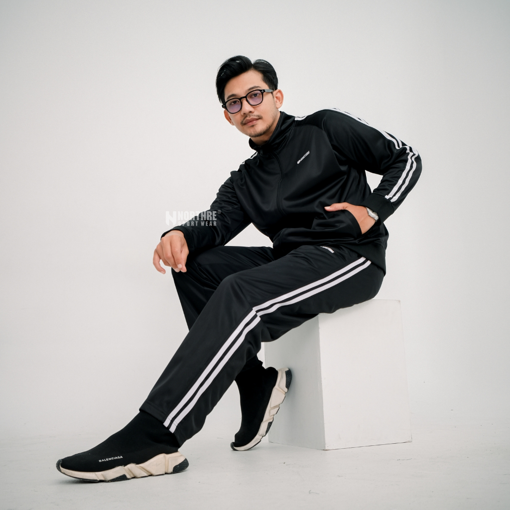 Jual Setelan Olahraga Training One Set Jacket Celana Panjang Pria ...