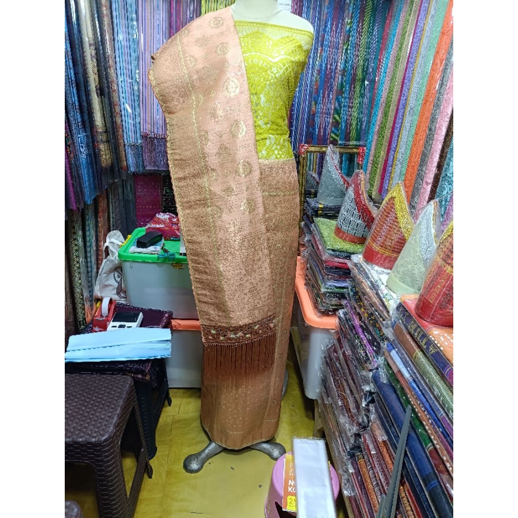 Jual SEMI Songket Mesin Tumtuman +Semi Songket Bordir | Shopee Indonesia