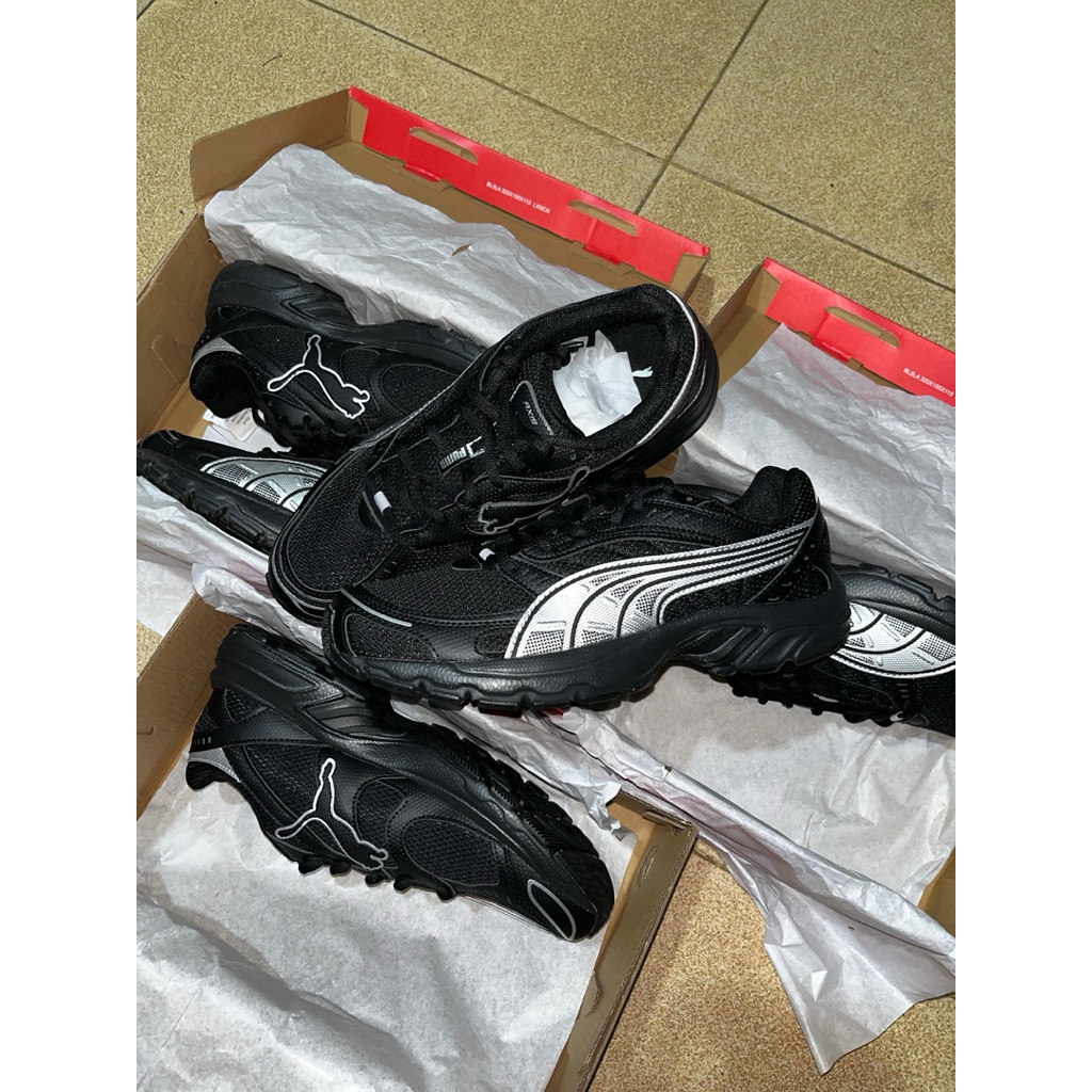 Jual Sepatu Sneakers Axis Trainers Black Silver (Original Resmi ...