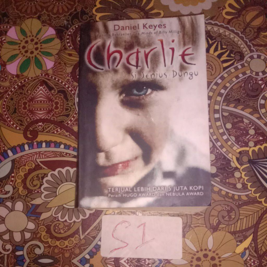 Jual BUKU DANIEL KEYES, CHARLIE SI JENIUS DUNGU | Shopee Indonesia