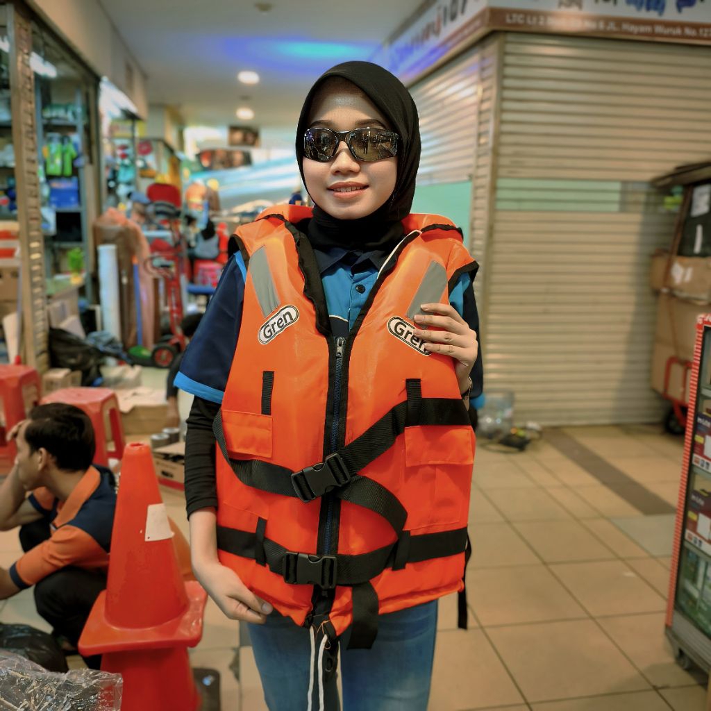 Jual Pelampung Green / Life Jacket Green Bahan Foam Berkualitas ...