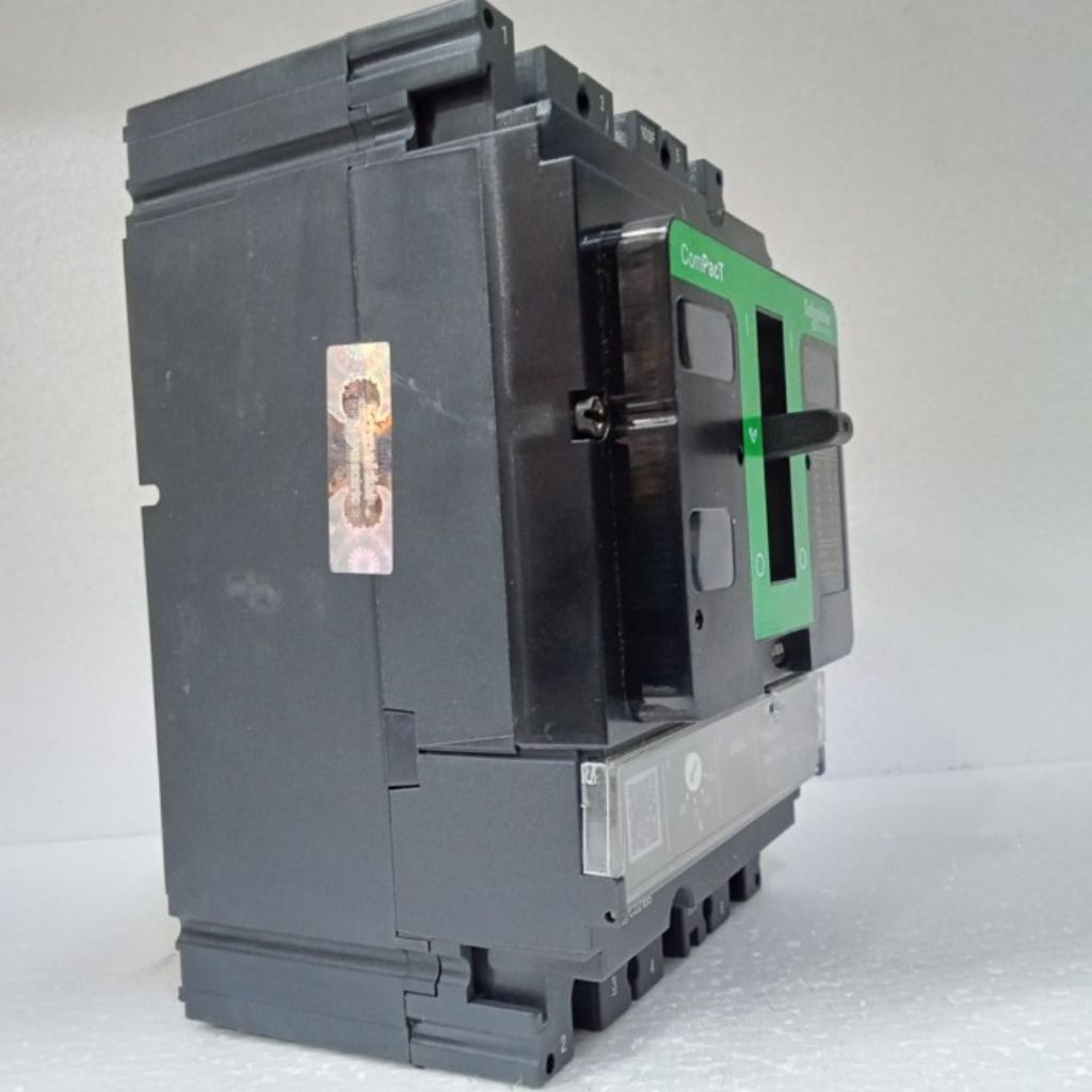 Jual MCCB 50A 3P 36KA NSX100F C10F3TM050C SCHNEIDER ORIGINAL breaker ...