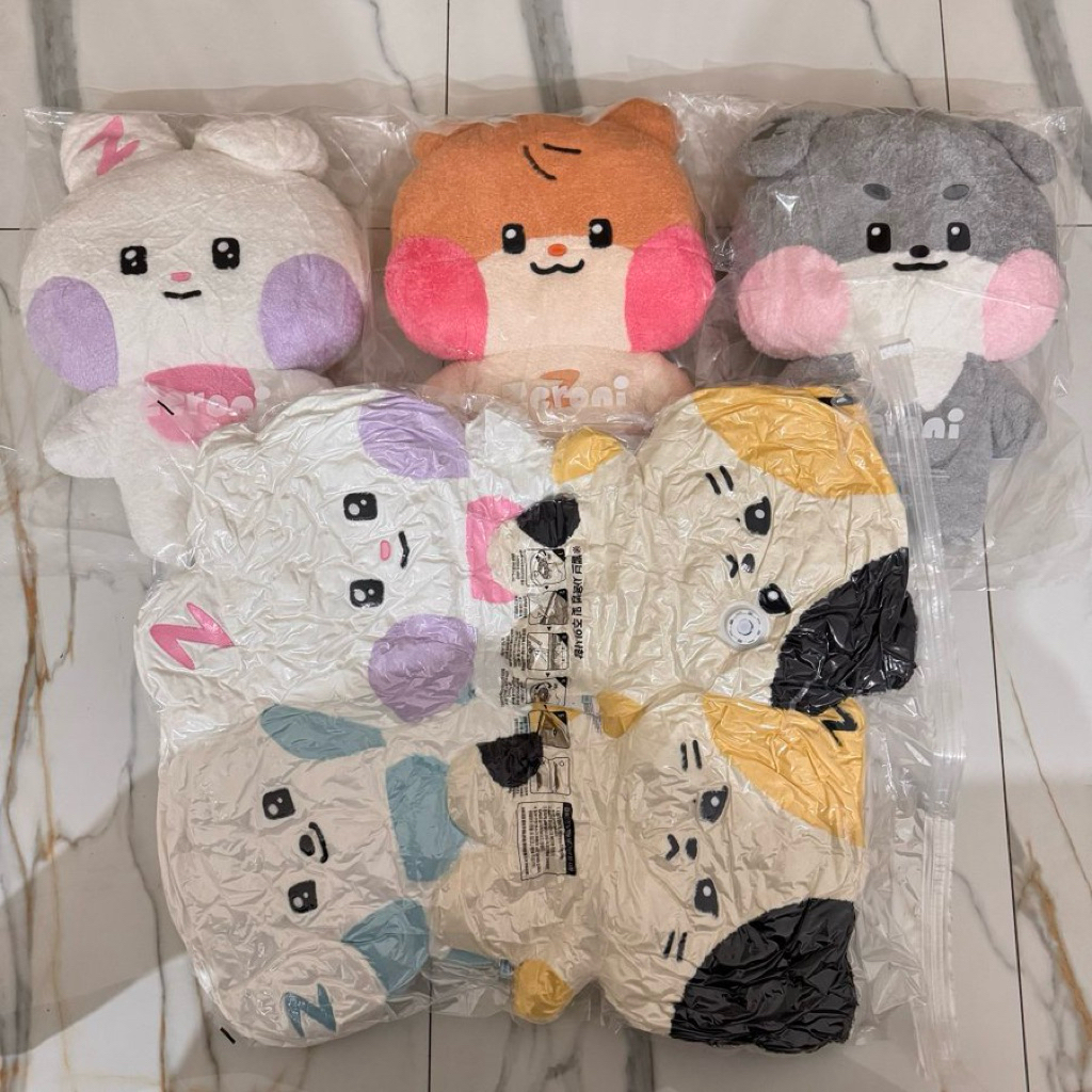 Jual [BOOKED] ZB1 ZEROBASEONE ZERONI THE MOVIE - YUNINI BININI GUNINI ...