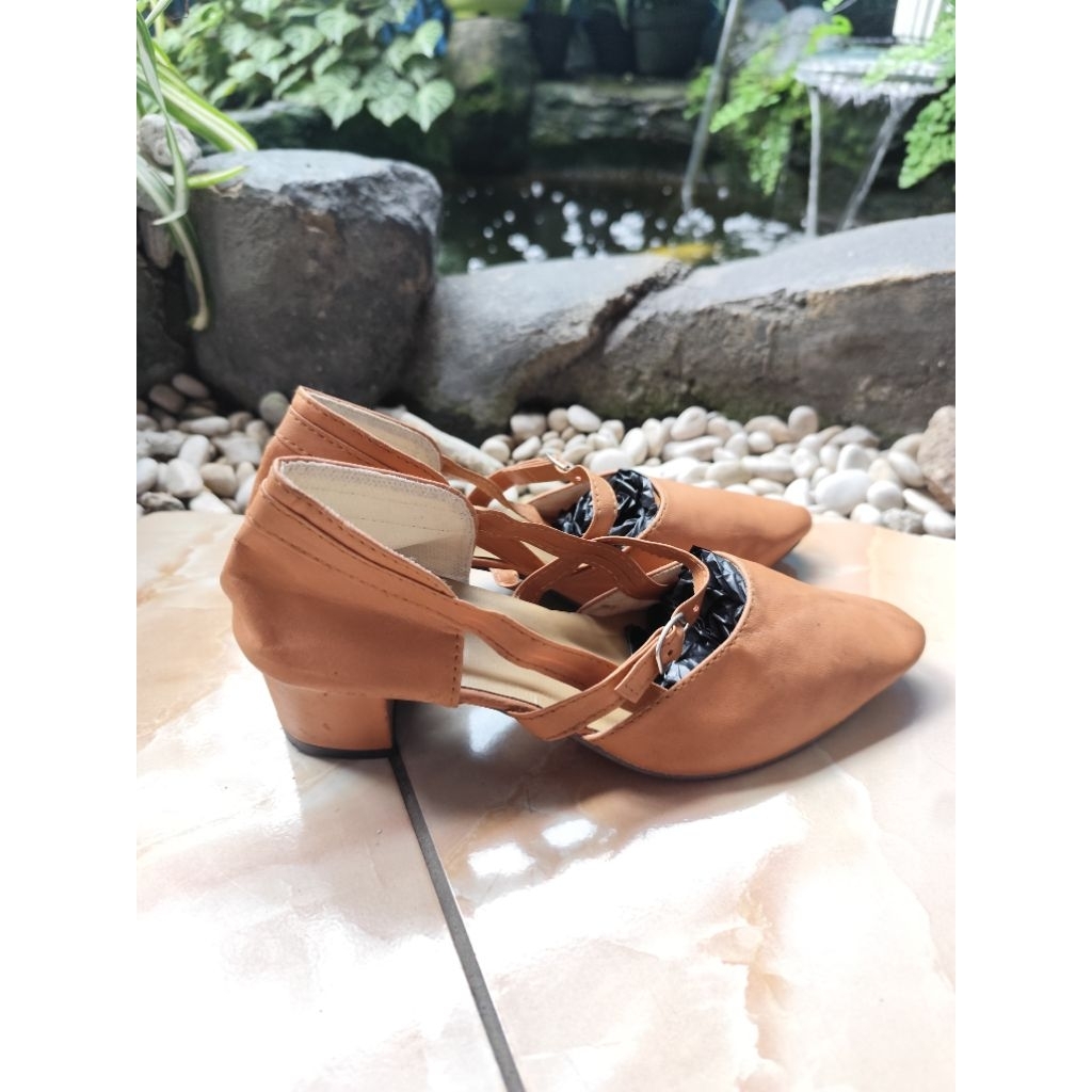 Jual Heels Coklat (No Minus) | Shopee Indonesia