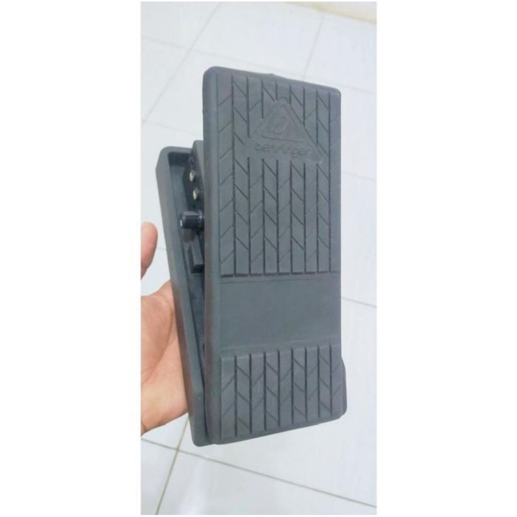 Jual behringer Fcv100 expression pedal + volume | Shopee Indonesia