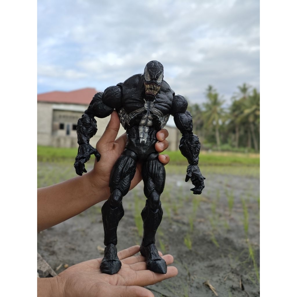 Jual ICON MARVEL LEGENDS VENOM 12 INCH Lose pack | Shopee Indonesia
