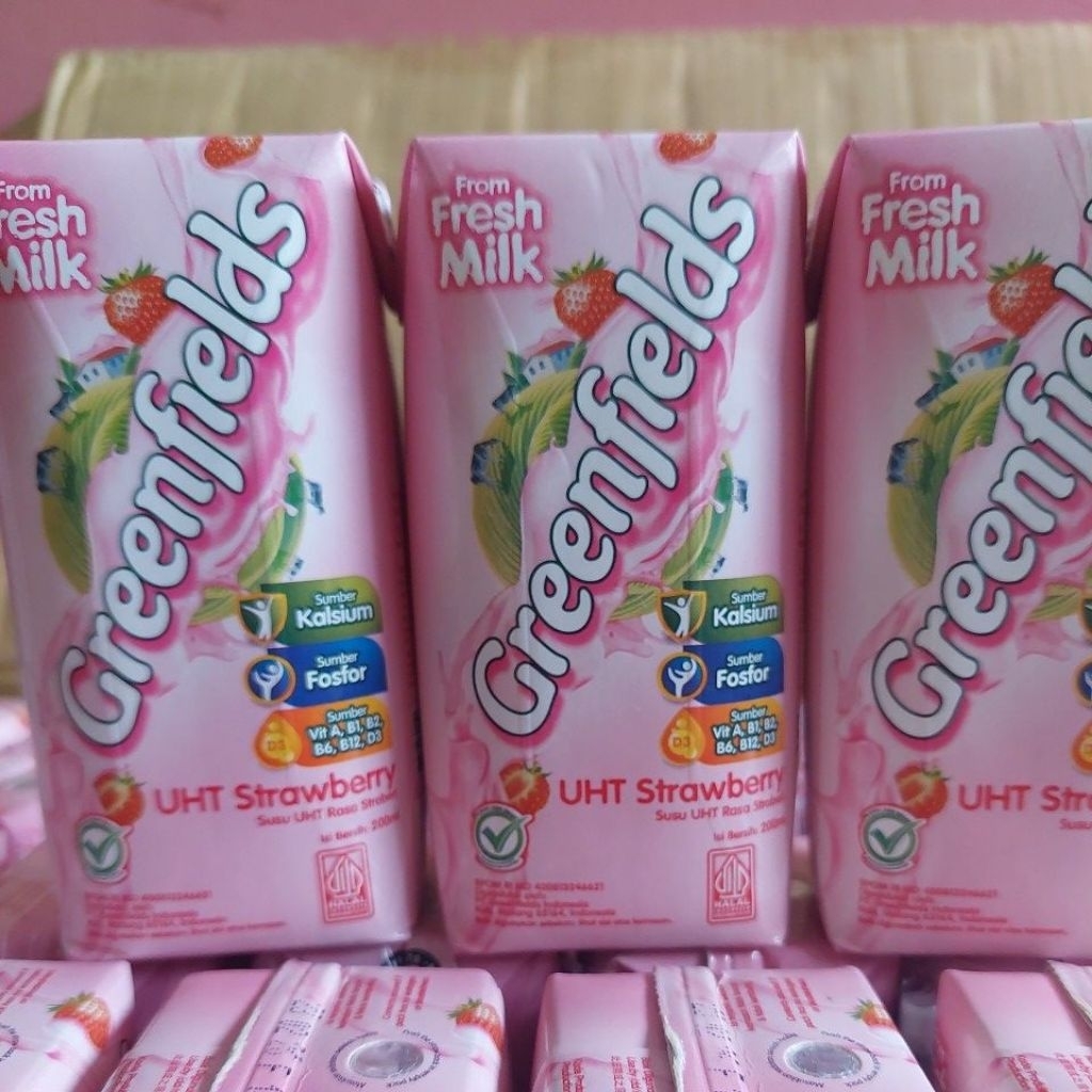 Jual GREENFIELD UHT STRAWBERRY UKURAN 200 ML EXPIRED FEBRUARI 2026 ...