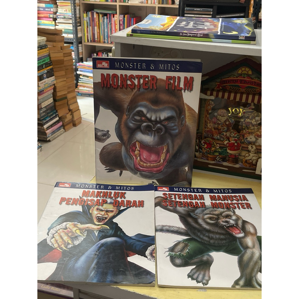 Jual BUKU MONSTER DAN MITOS MAKHLUK PENGISAP DARAH MONSTER FILM ...