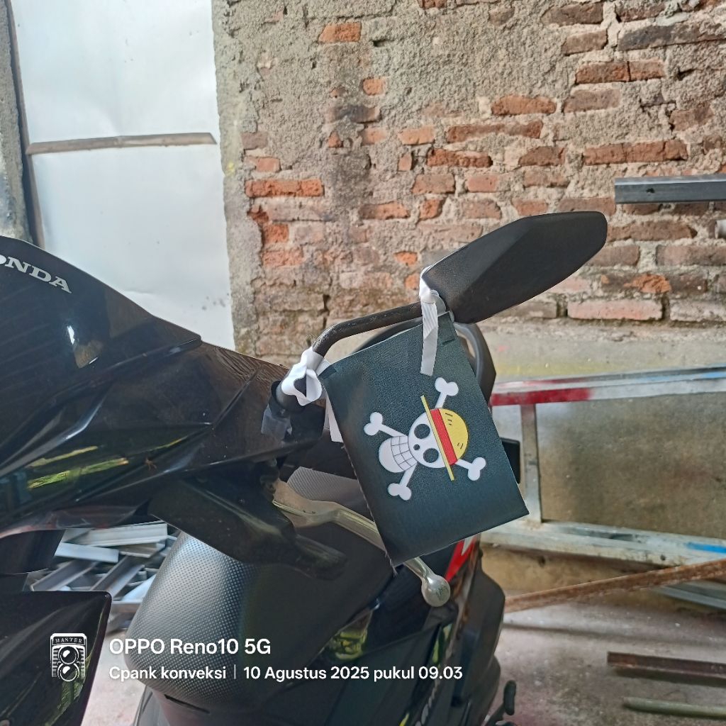 Jual bendera one piece untuk spion / bendera onepiece / bendera wanpis ...