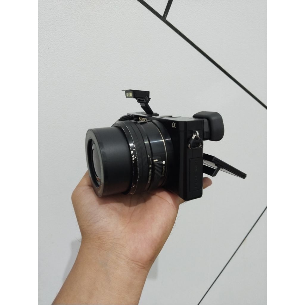 Jual MIRRORLESS SONY A6000 LENSA 16 50MM OSS FULLSET BOX SIAP PAKAI ...