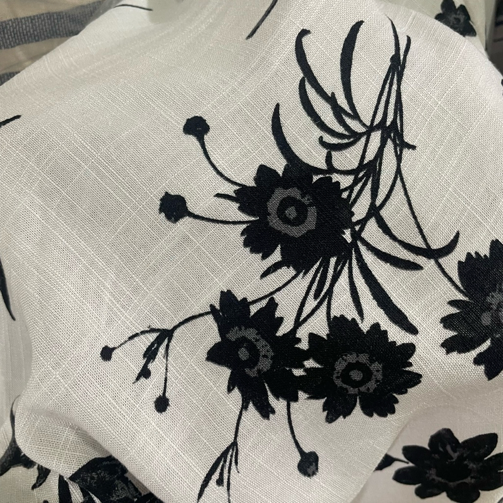 Jual kain katun linen - kain katun linen motif bunga impor - kain katun ...