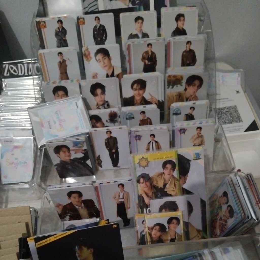 Jual CC LOL SPESIAL PERTH SANTA POND PHUWIN WILLIAM EST | Shopee Indonesia