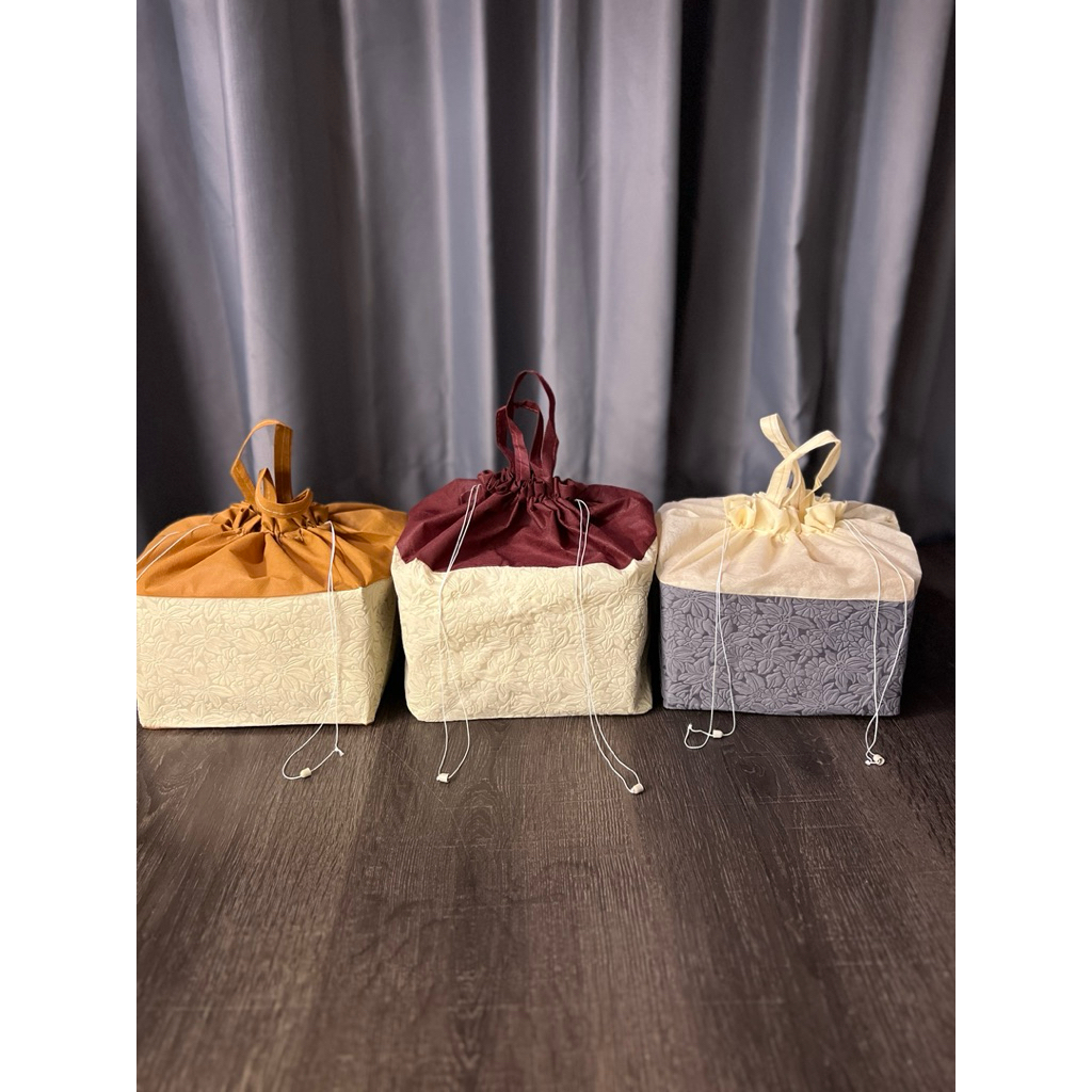 Jual (1 PACK = 60 PCS) GOODIE BAG HAJATAN EMBOS SERUT 22x22 CM TINGGI ...