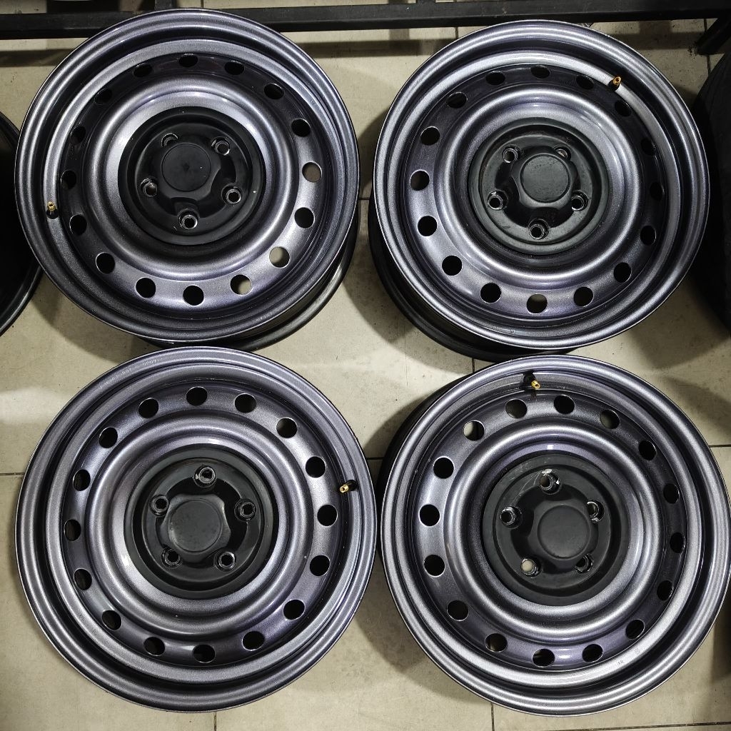 Jual VELG OEM KALENG TERIOS R16 PCD 5X114 REPAINT GREY + CENTER DOP ...