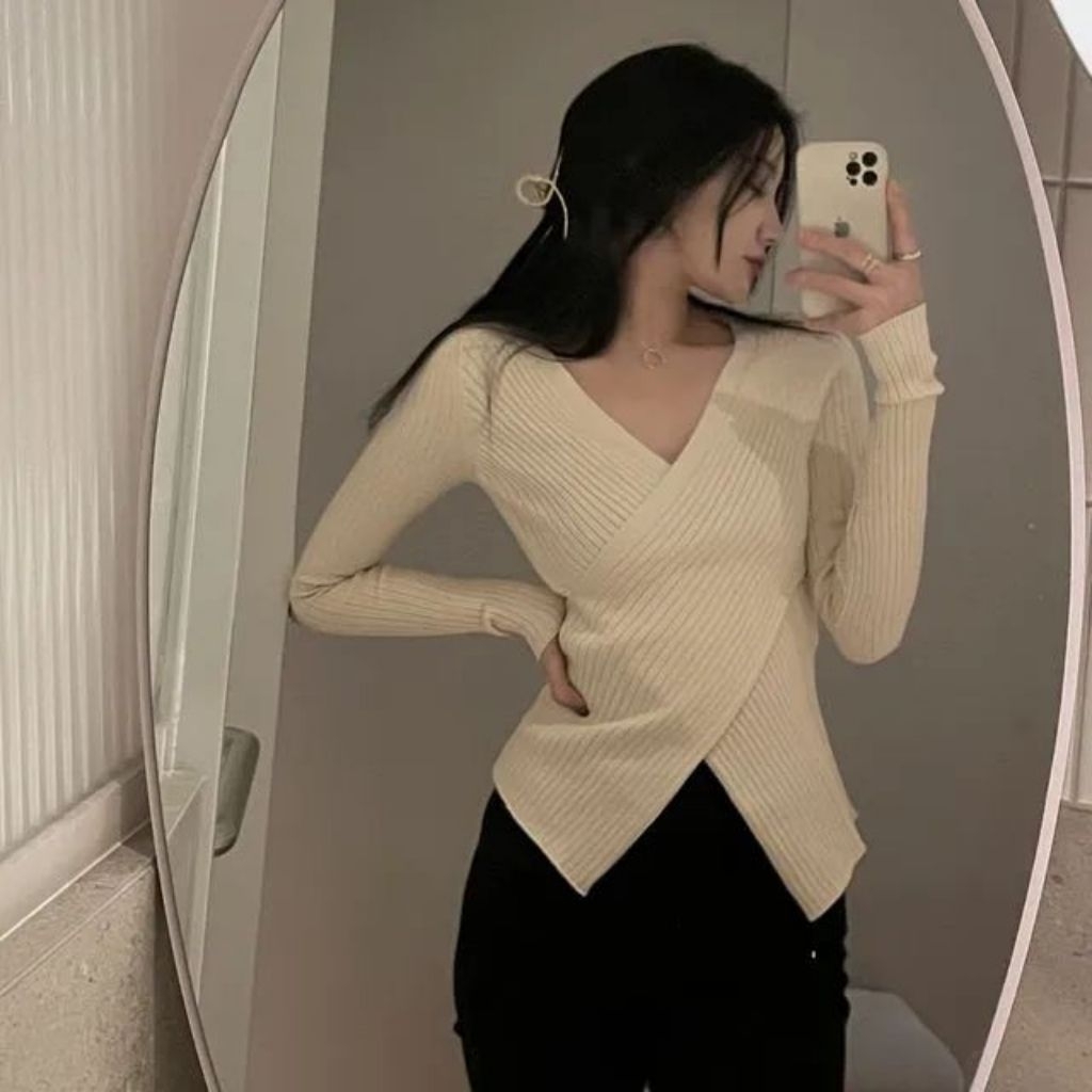 Jual Top Knit V-neck korean style wrap top - Atasan rajut wanita lengan panjang | Shopee Indonesia