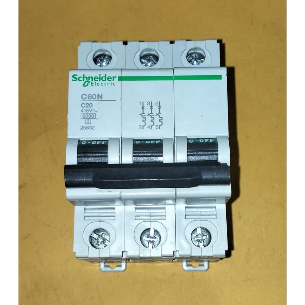 Jual mcb C60N 3pas 6a 10a 16a 20a 25a 32a 40a 50a 63a original | Shopee Indonesia