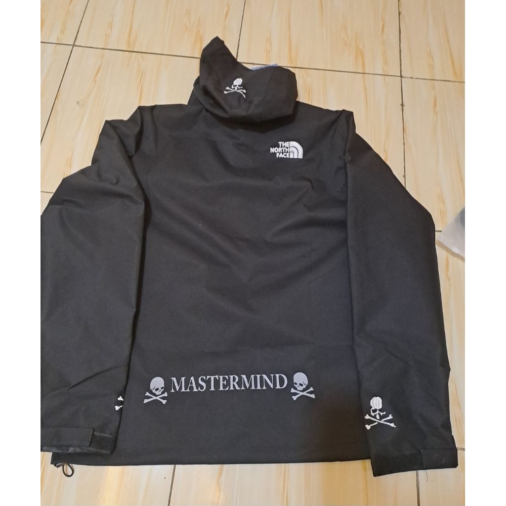 Jual jaket outdor TNF x MASTERMIND | Shopee Indonesia