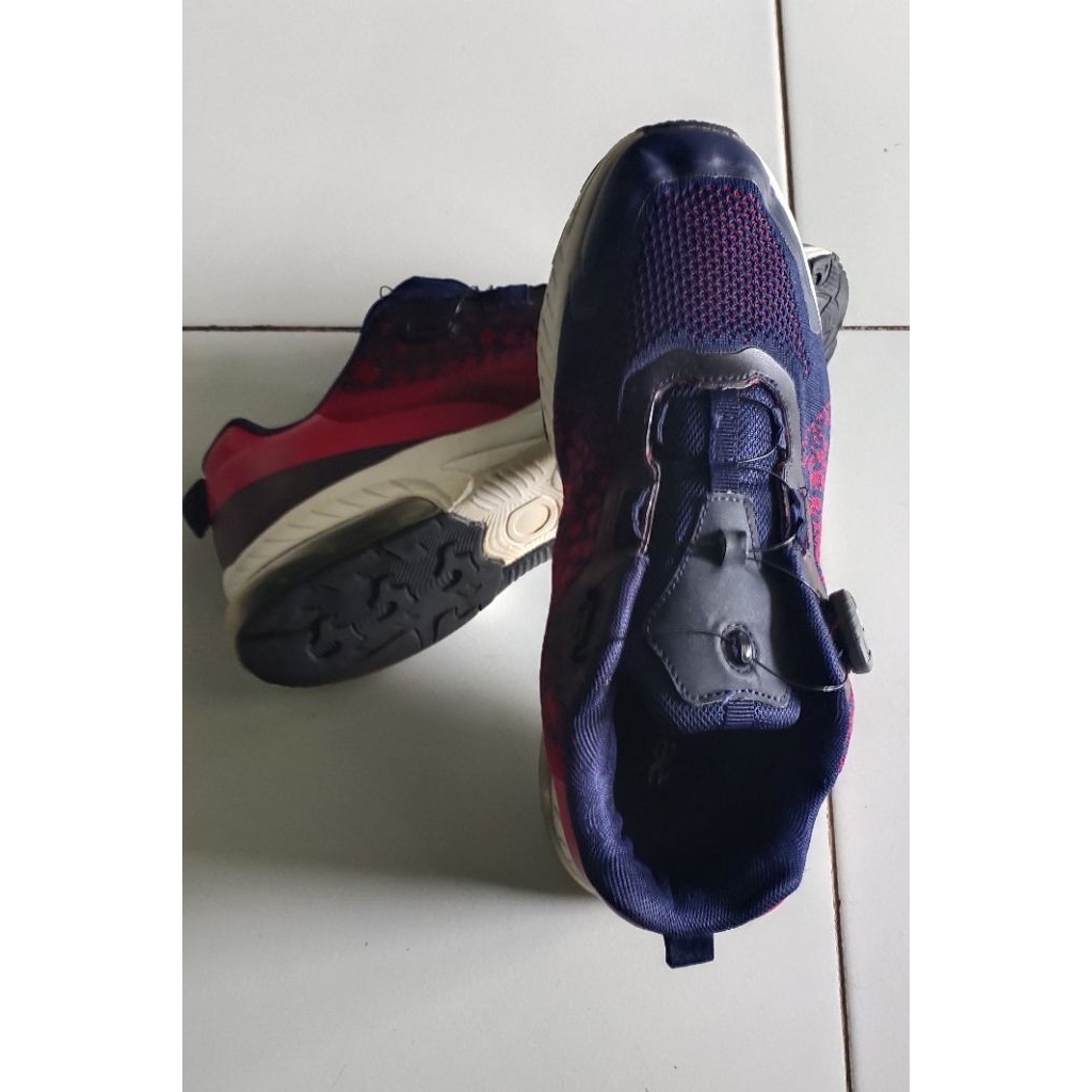 Jual sepatu trailRun BOA | Shopee Indonesia