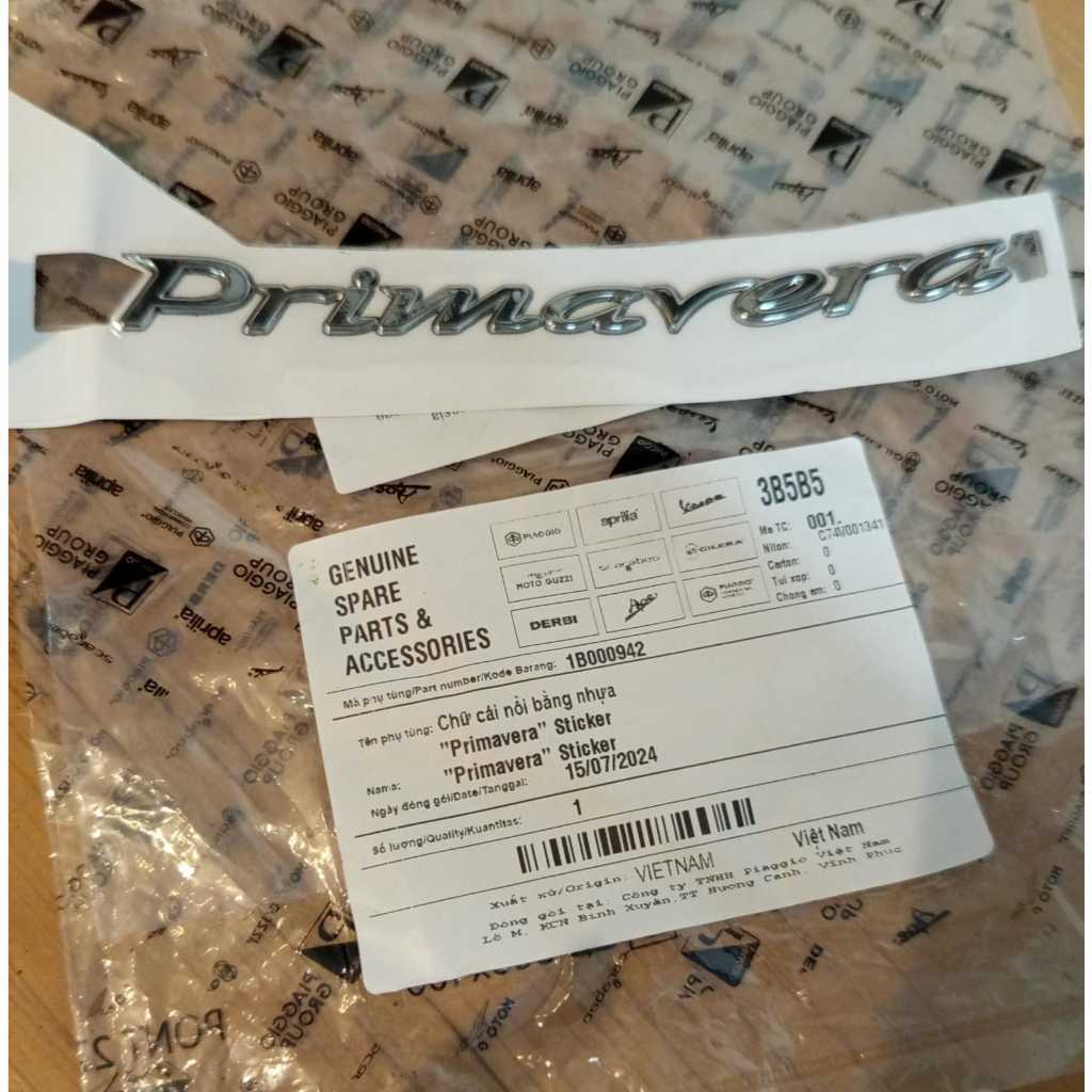 Jual Sticker Primavera Body Samping Ori Emblem Logo Stiker Bodi Vespa ...