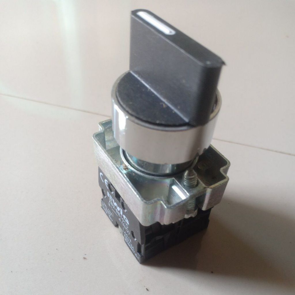 Jual selector switch 22mm 3 - 4 ( NO ) | Shopee Indonesia