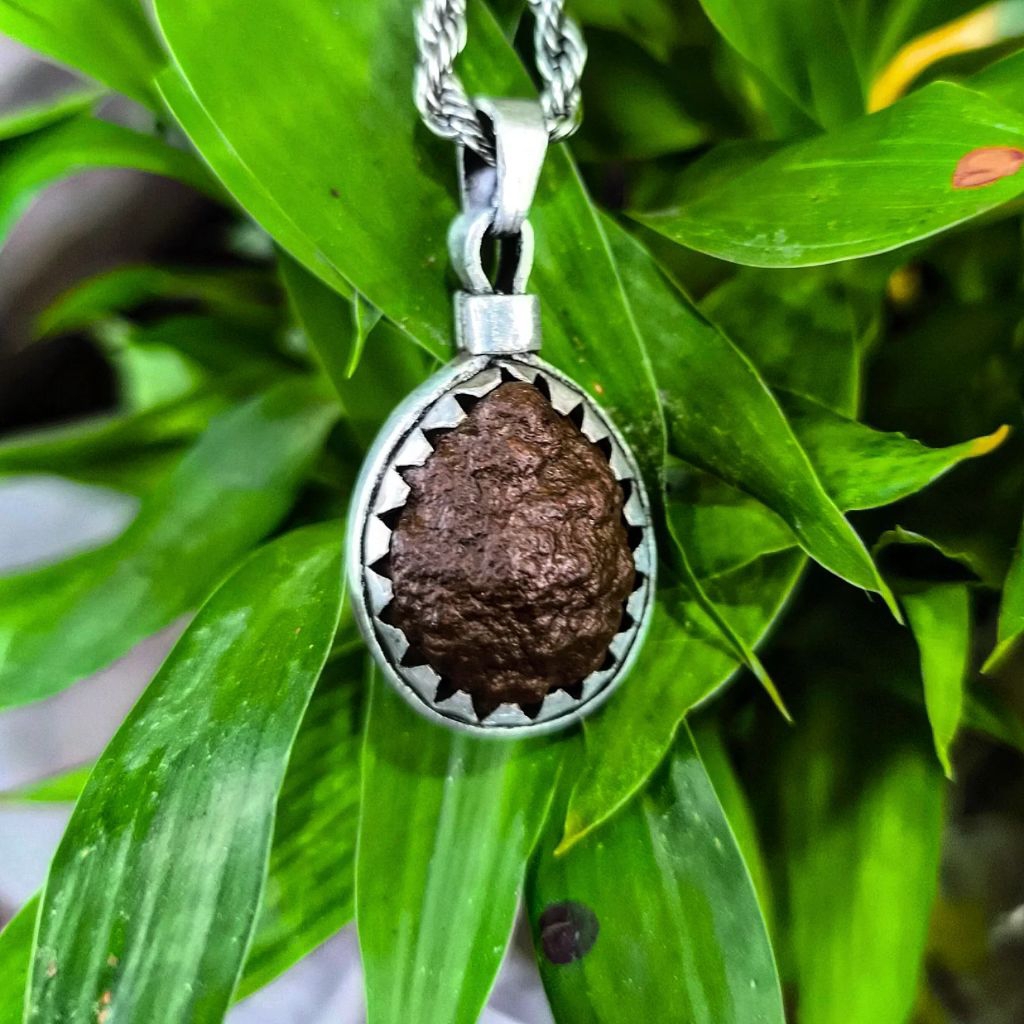 Jual Liontin Batu Badar Besi Asli | Shopee Indonesia