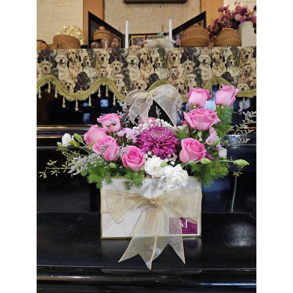 Jual Buket Bunga Mawar Fresh Box / Bloom Box Mawar Fresh Flower untuk ...