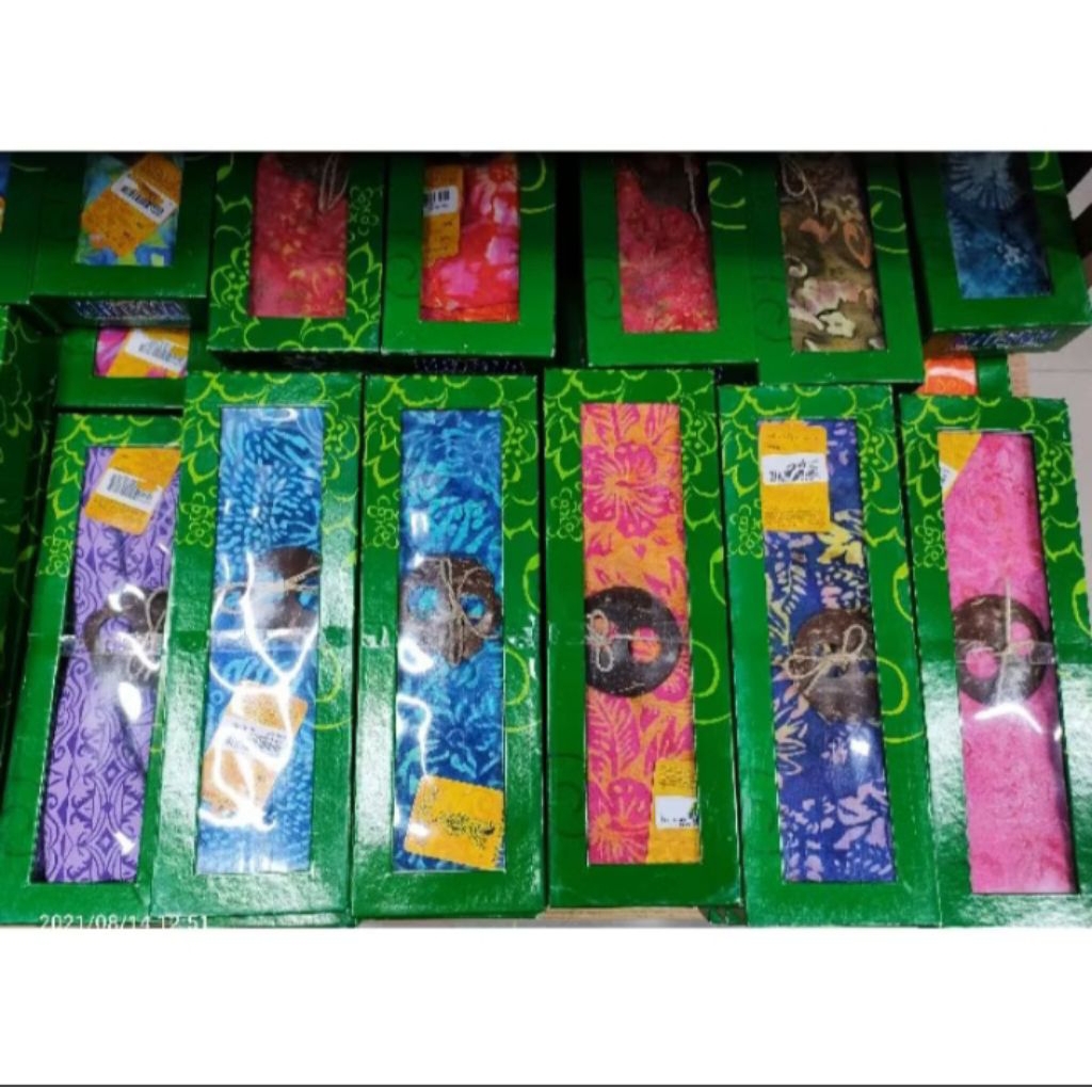 Jual KAIN PANTAI KHAS BALI BOX GIFT KRISNA | Shopee Indonesia