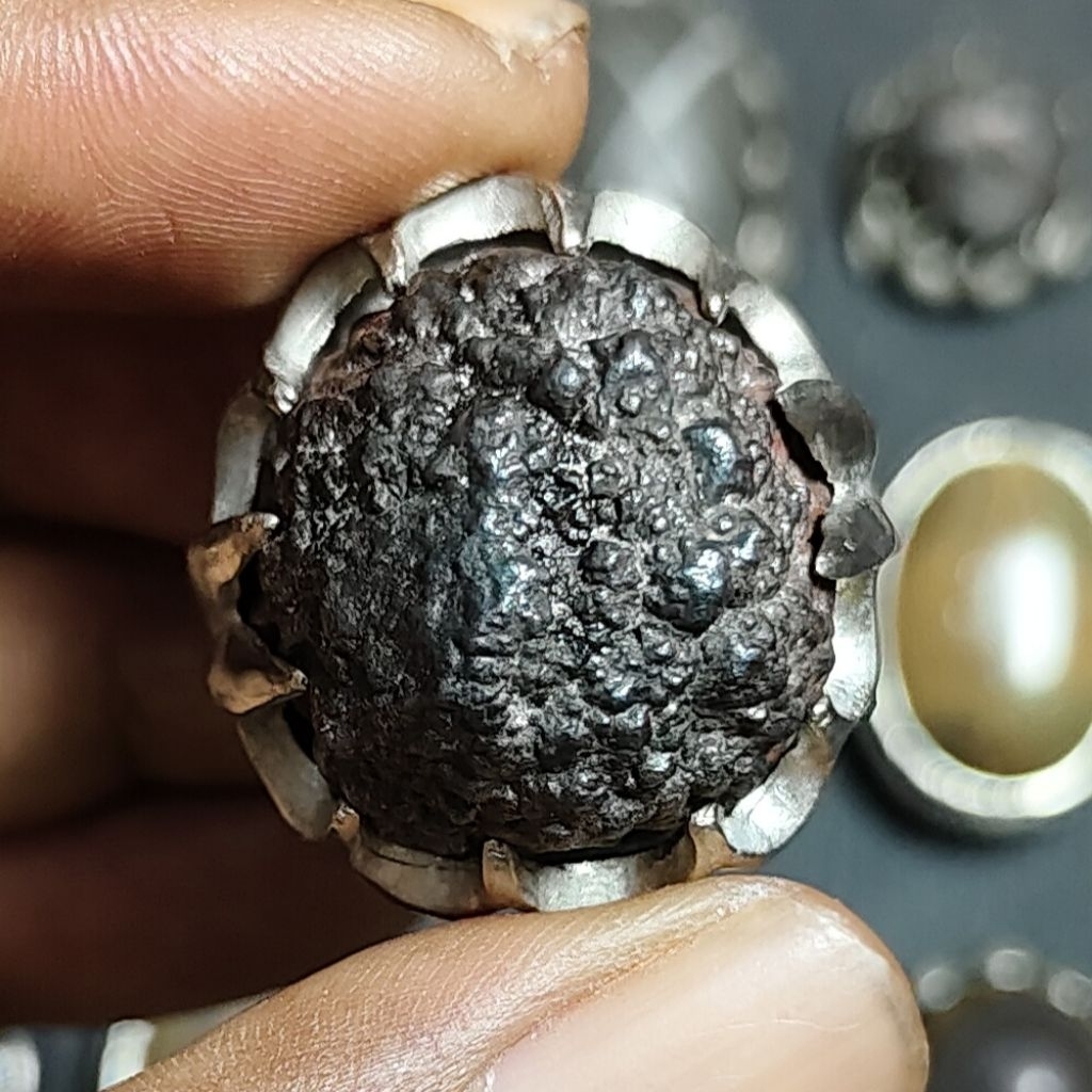 Jual batu akik asli akik badar besi selonatah nempel magnet | Shopee ...