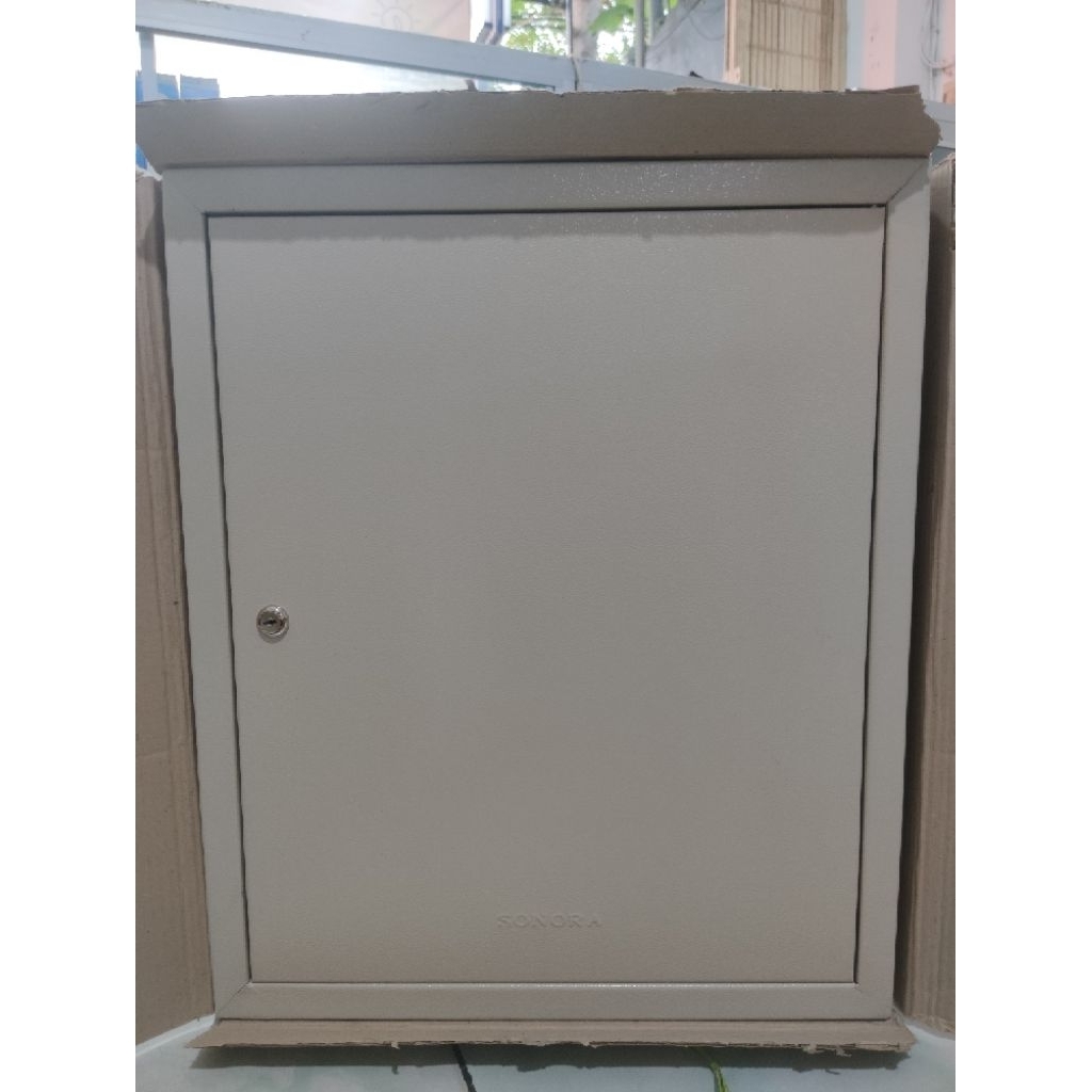 Jual box panel listrik bok panel sonora 50x60x20 kunci putar | Shopee ...