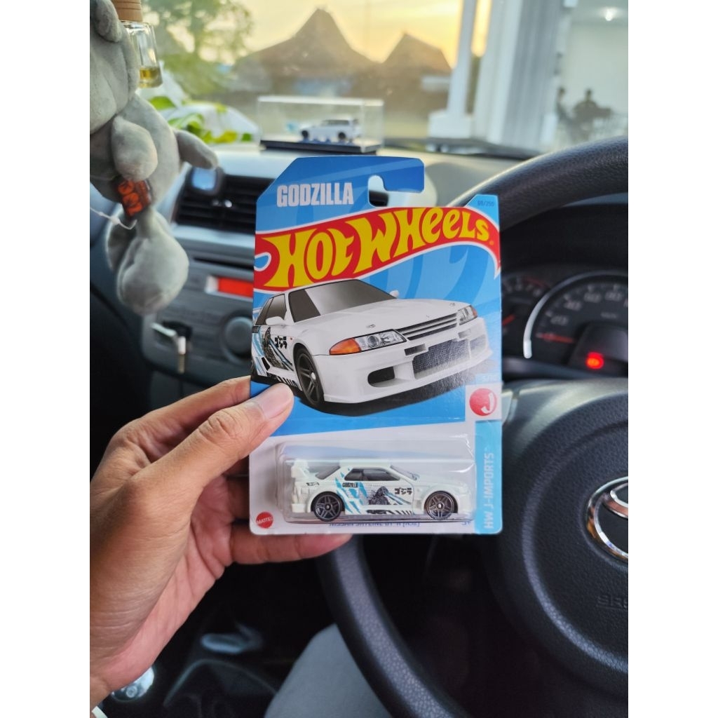 Jual Hotwheels R34 Godzilla | Shopee Indonesia