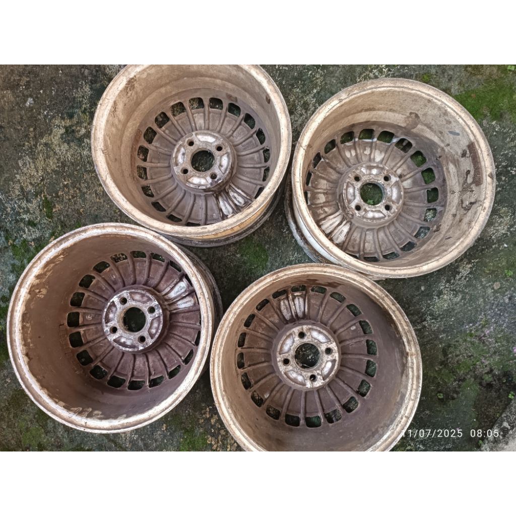 Jual velg compomotive England | Shopee Indonesia