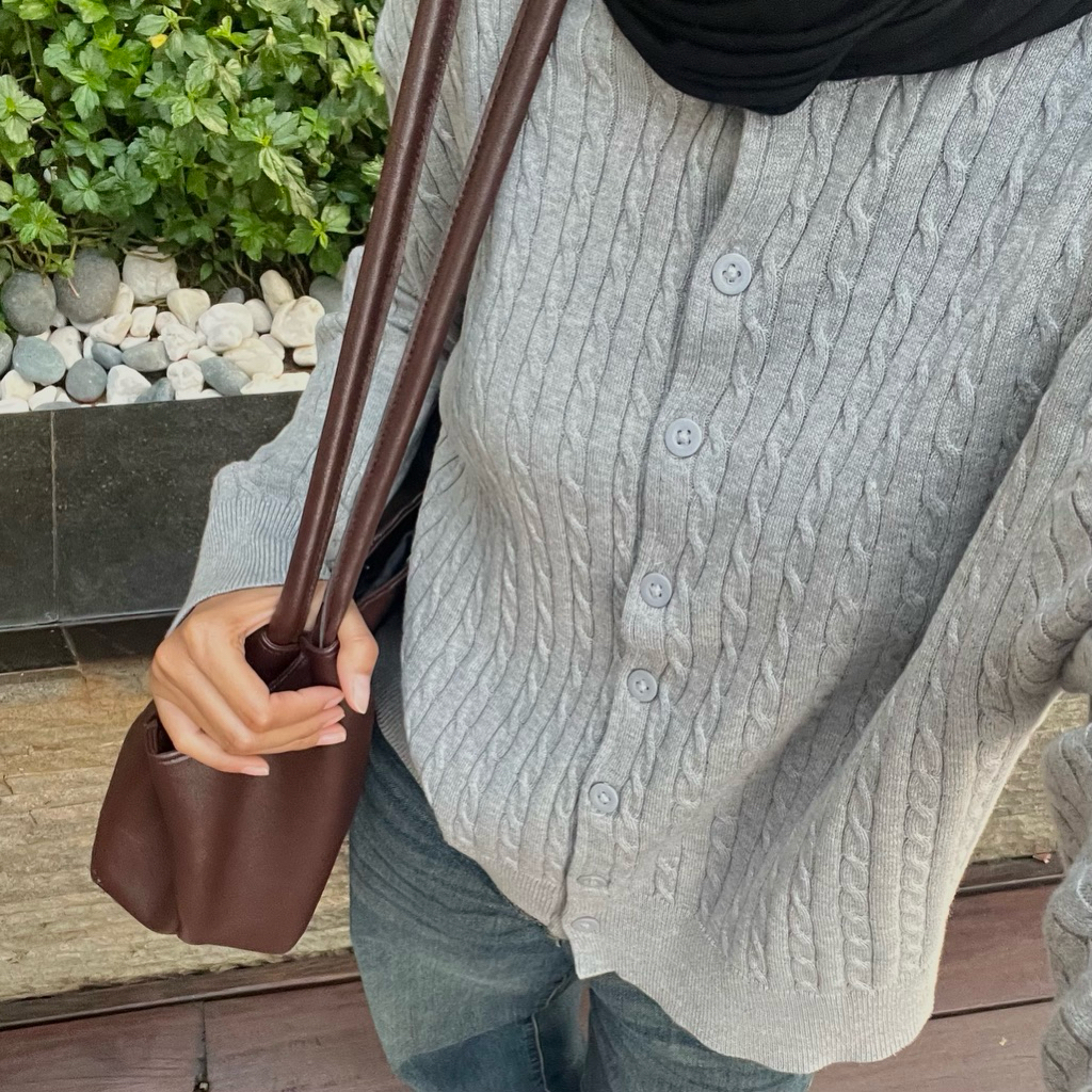 Jual VASHAL - Cable Knit Cardigan | Cable Premium | Cable Knit Rajut ...