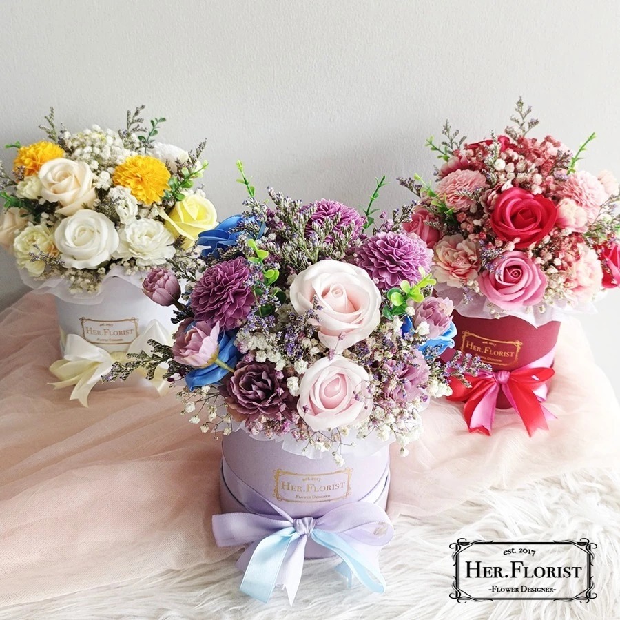 Jual HER. MIXIE FERRERO | MIXIE / Box Rose & Gompie Soap Flower ...