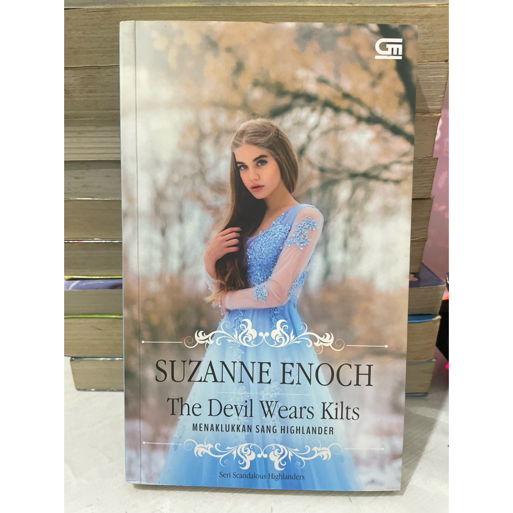 Jual (Preloved)Novel Suzanne Enoch-The Devil Wears Kilts | Shopee Indonesia