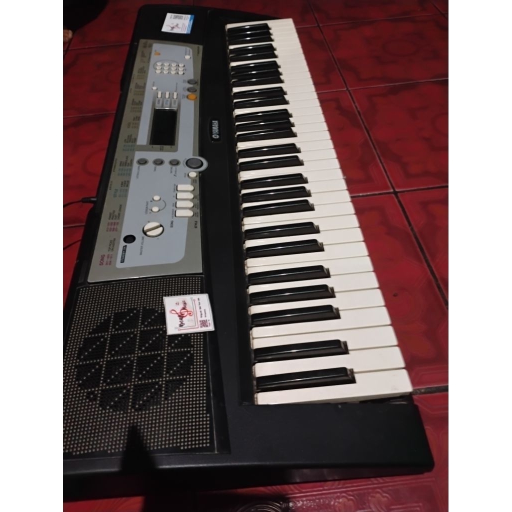 Jual piano digital/keyboard musik/organ tunggal/yamaha PSR E203 second ...