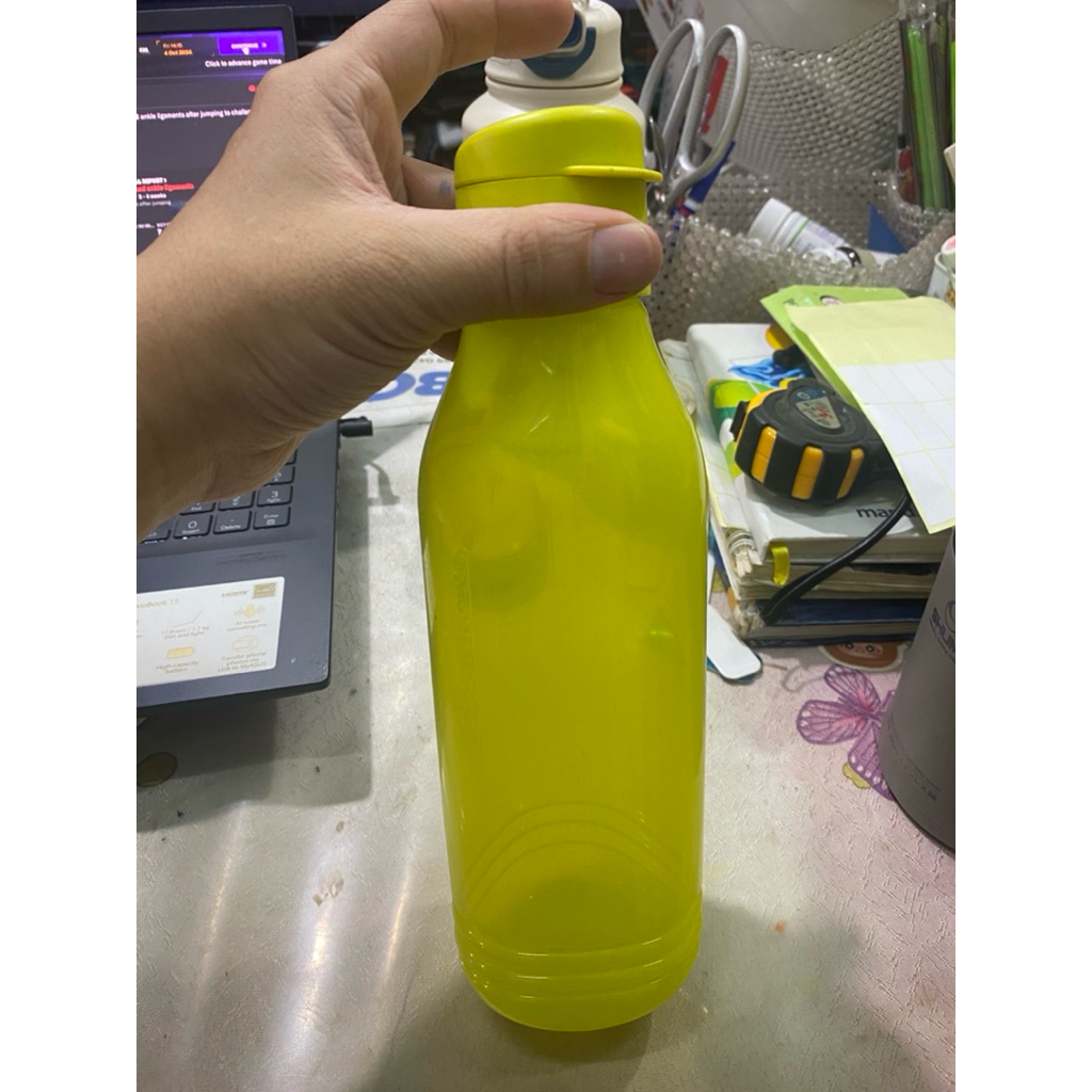 Jual PL Botol Minum Tupperware Kuning 750 ml | Shopee Indonesia