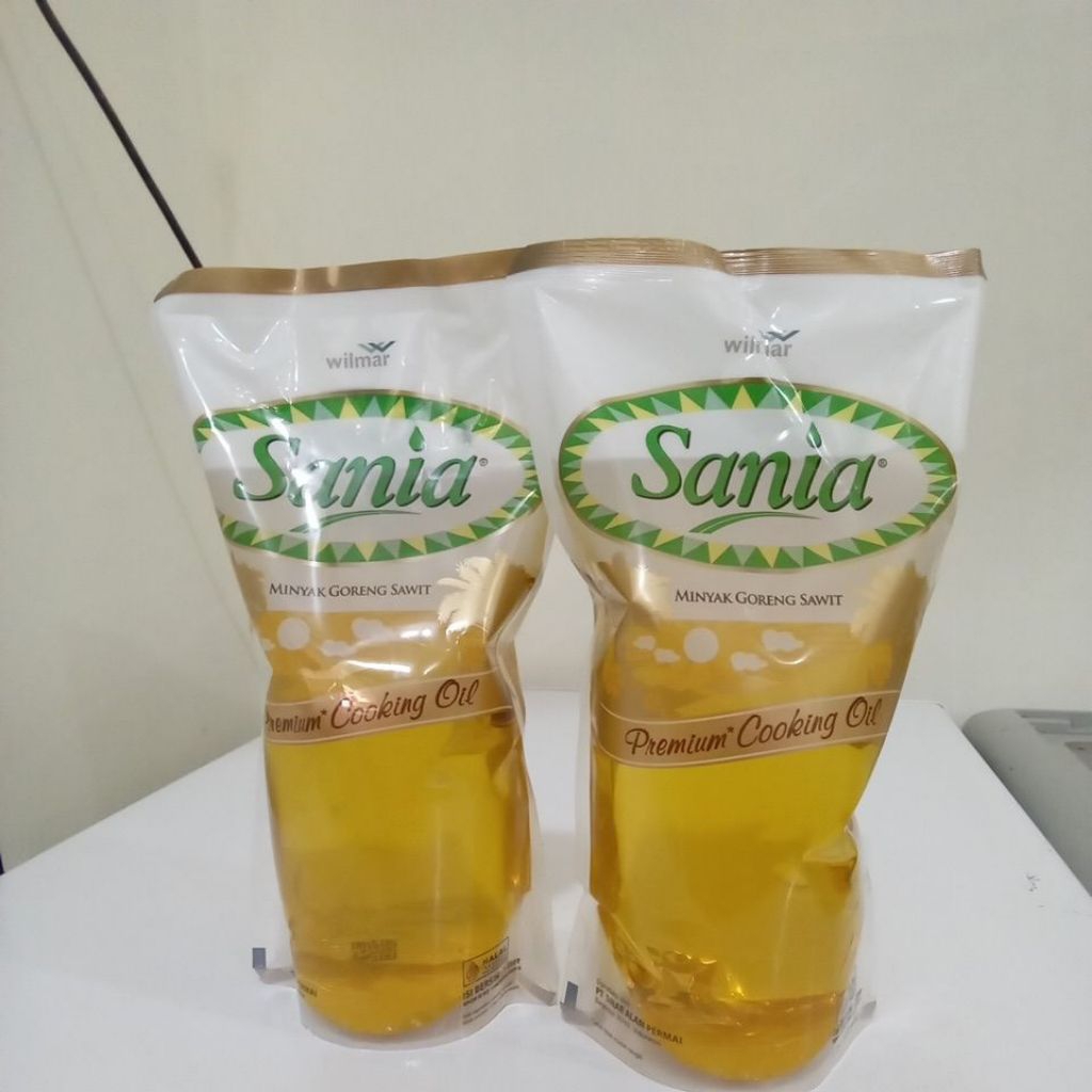 Jual sania minyak goreng sawit premium cooking oil tegak 1 Liter ...