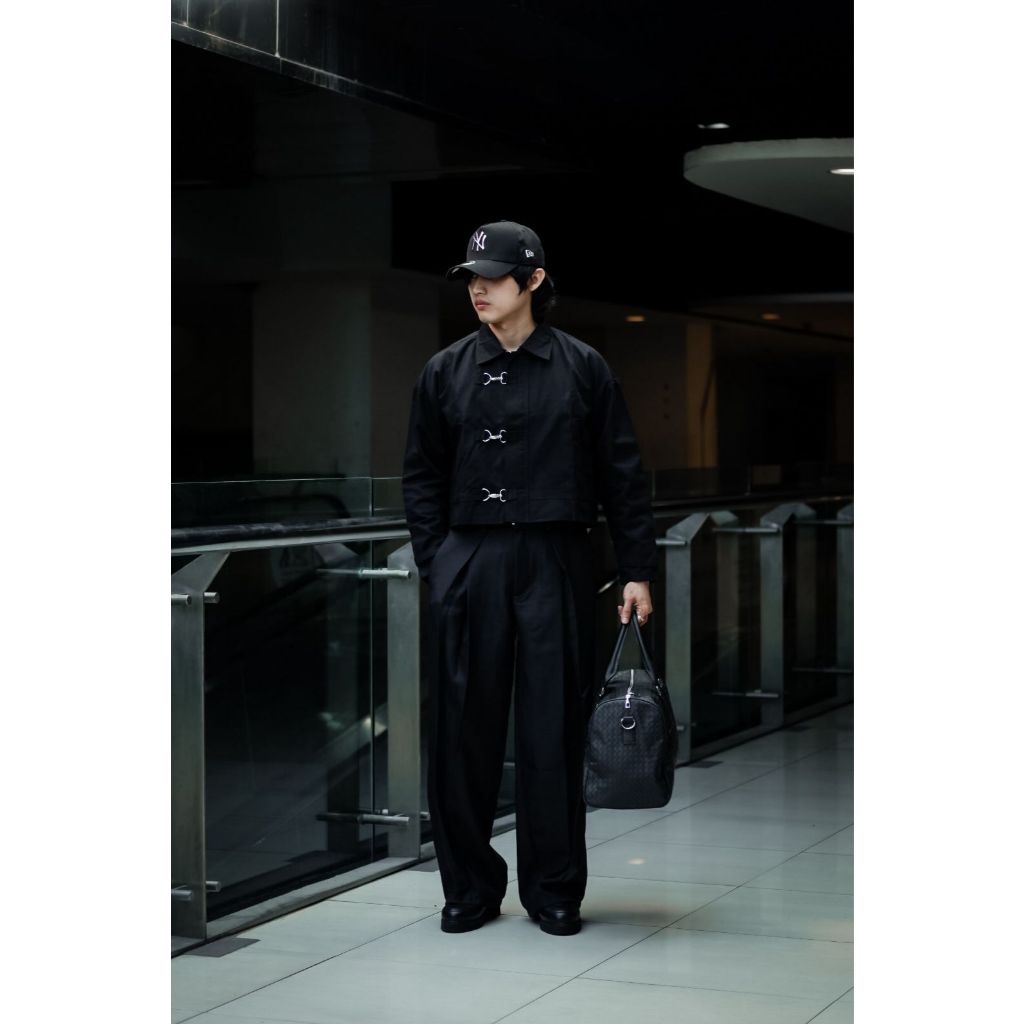 Jual Boxy Studios Clasp Steel Black Boxy Jacket | Shopee Indonesia