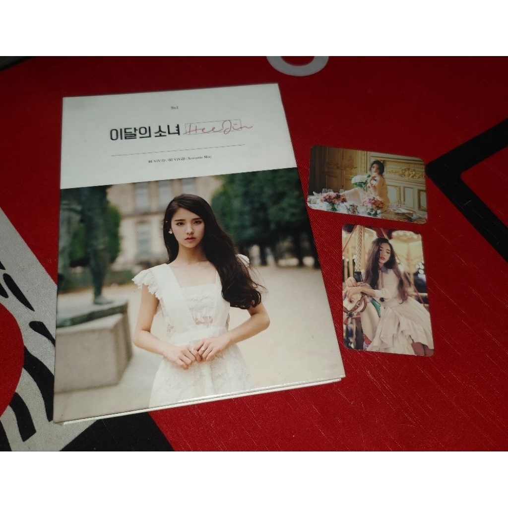 Jual Official LOONA Heejin Solo Album First Print + Photocard Set | Shopee Indonesia