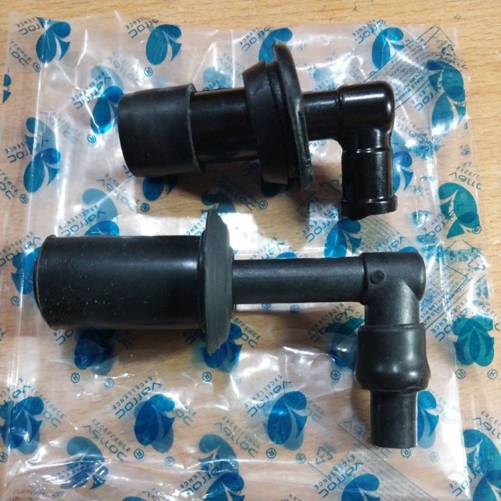 Jual Cangklong Busi Cup Tutup Busi Set Kiri Kanan Bajaj Pulsar 135Ls ...
