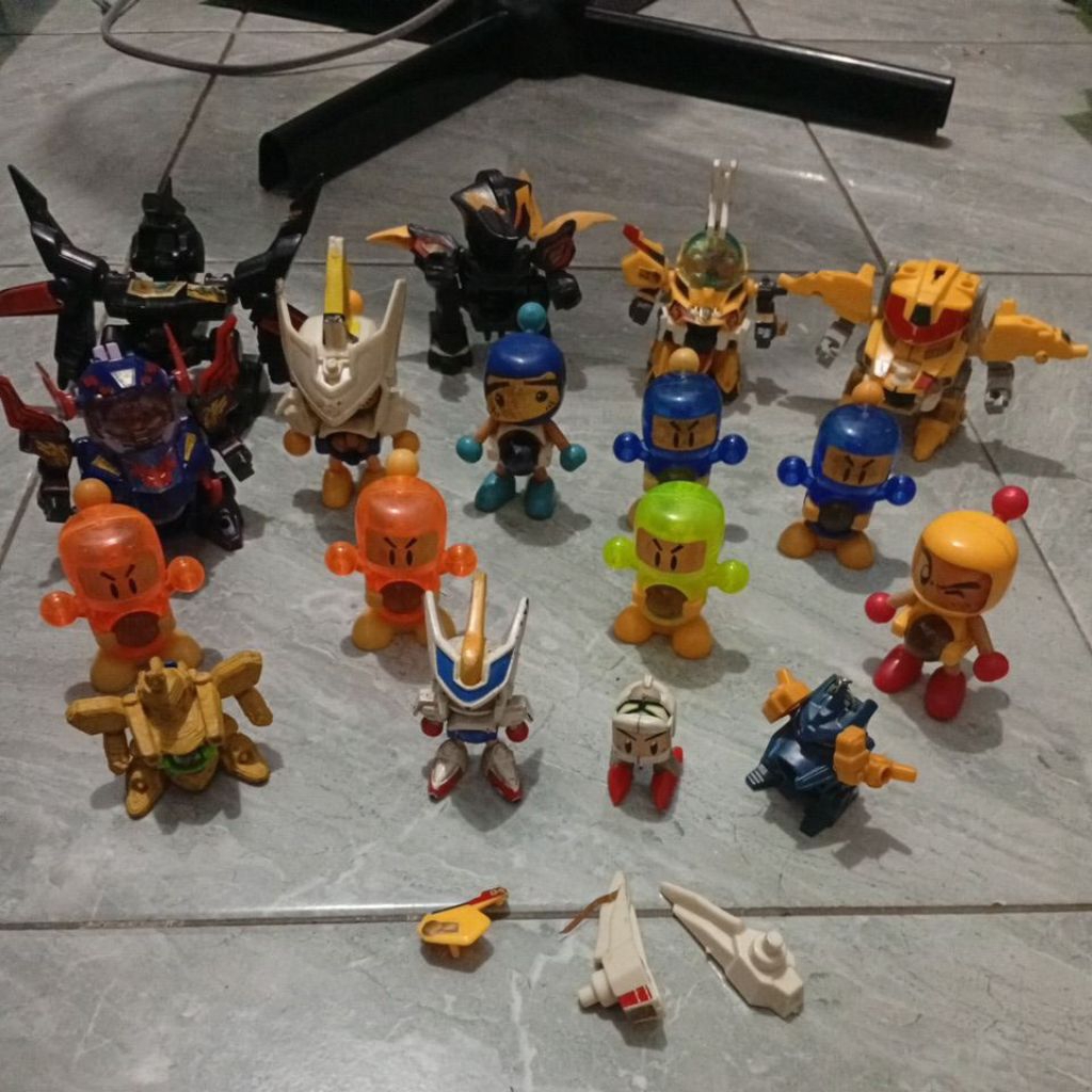 Jual 19-08-2025 Figure Bomberman Bidaman B-Daman Bakugaiden Robot ...
