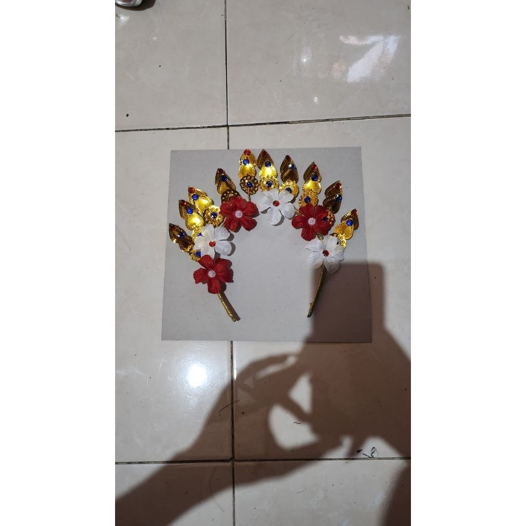 Jual mahkota bando adat bugis bunga sakura merah putih//anak dan dewasa ...