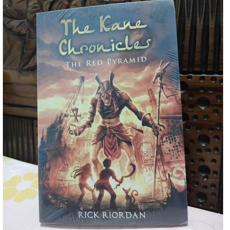 Jual Novel The Kane Chronicles Red Pyramid Karya Rick Riordian | Shopee ...