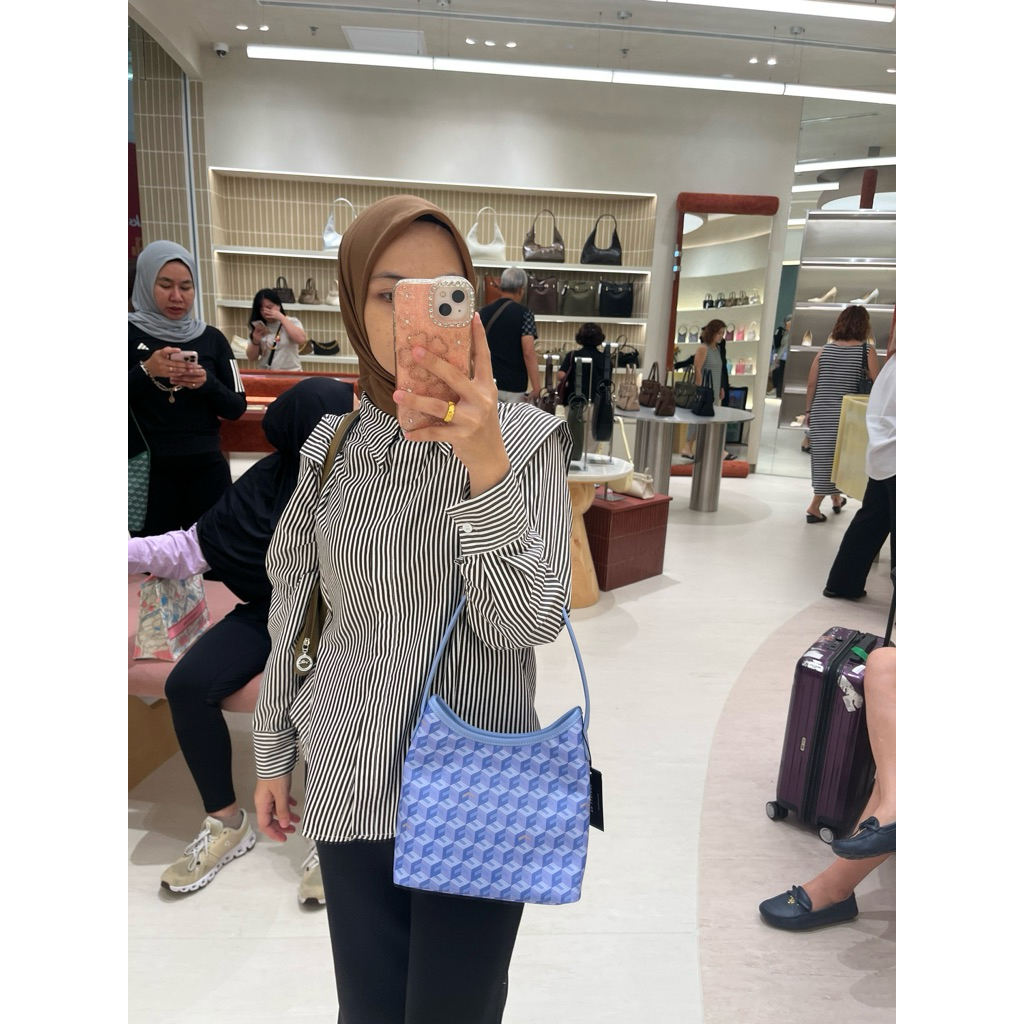 Jual Alesso Mini Hobo bag From Christy NG // Jastip Kuala Lumpur ...