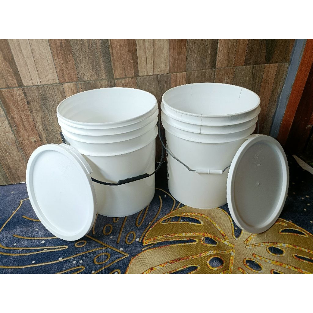 Jual Ember bekas, Ember 25kg bekas, kuat tidak mudah pecah | Shopee ...