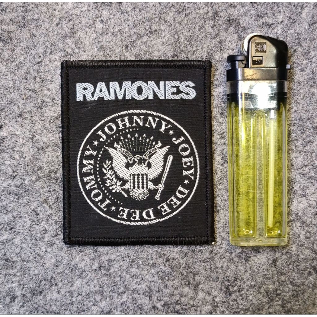 Jual Ramones / Woven Patch / Emblem / Fashion Music / Band Merchandise ...