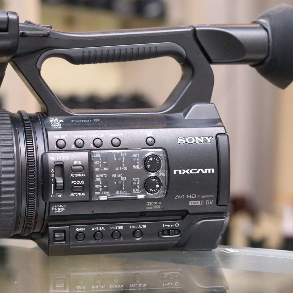 Jual SONY HXR-NX100 CAMCORDER PROFESIONAL SONY NX 100 | Shopee Indonesia