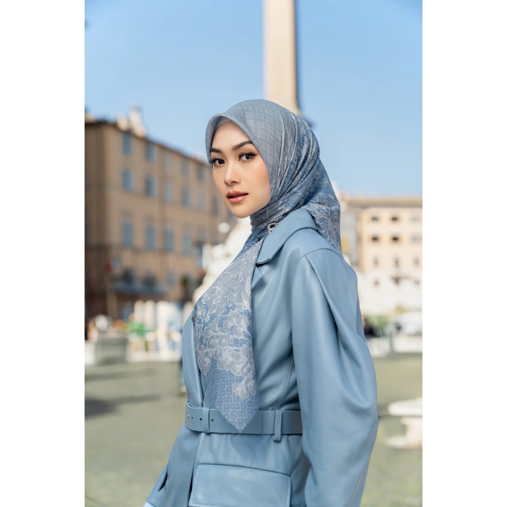 Jual NADA 3 SQUARE - BUTTONSCARVES | Shopee Indonesia